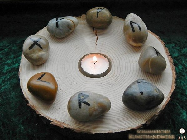 Runenkreis „Fehu-Aett“