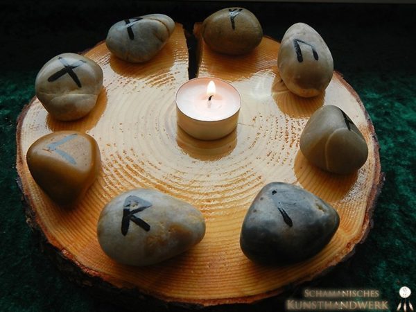 Runenkreis „Fehu-Aett“